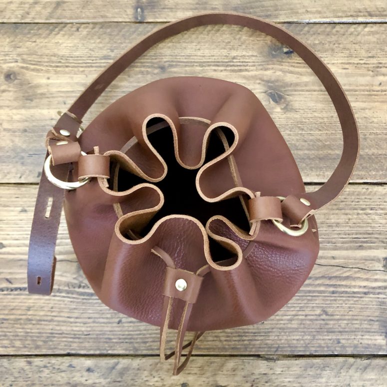 A DIY no sew leather bucket bag – Self Assembly Required