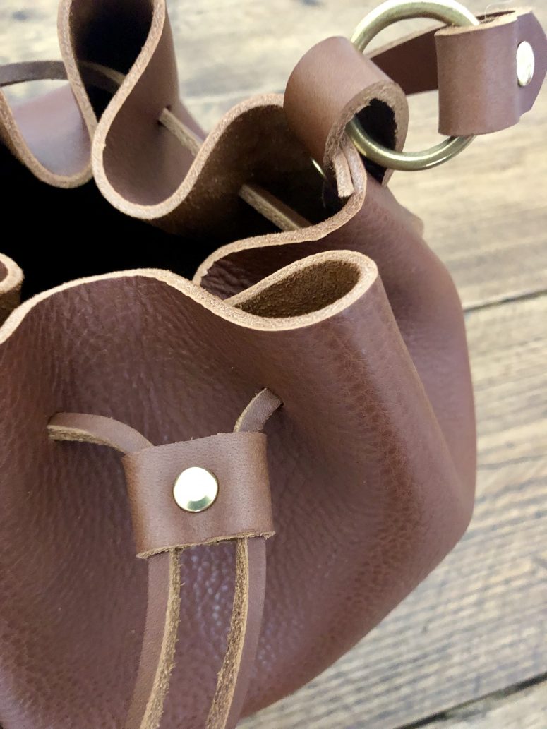 A DIY no sew leather bucket bag – Self Assembly Required