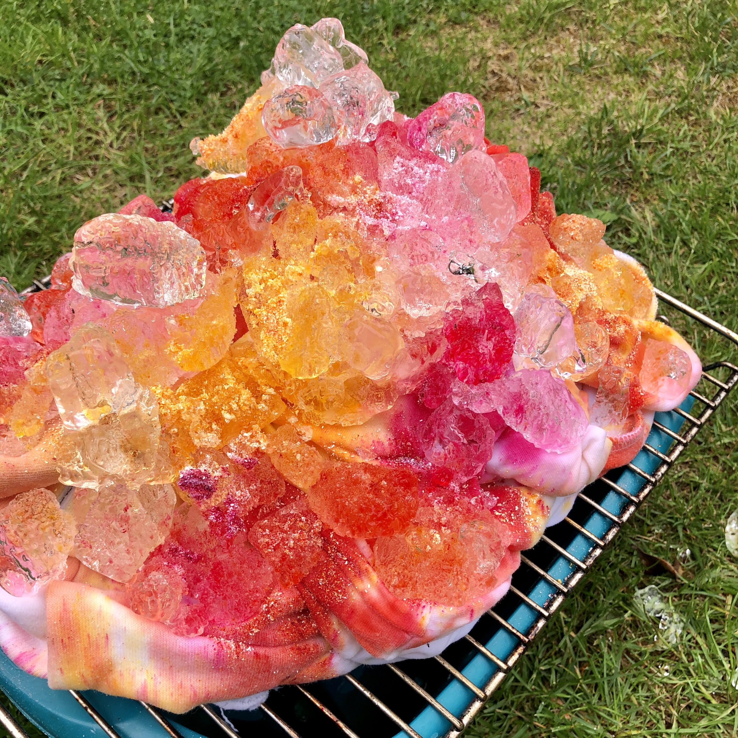 An adventure in ice dyeing (tutorial included!) – Self Assembly Required